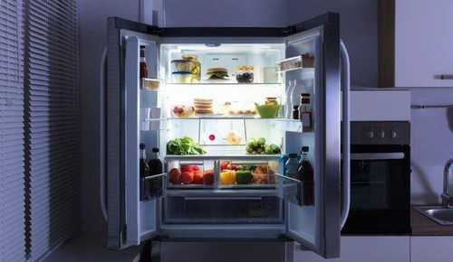 Холодильник в Москве новый