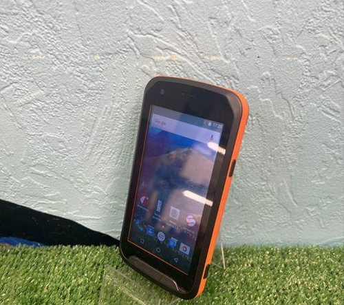 Смартфон Senseit R450 1/8GB