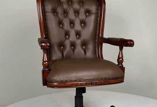 Кабинетное кресло C324 (коричневая кожа)