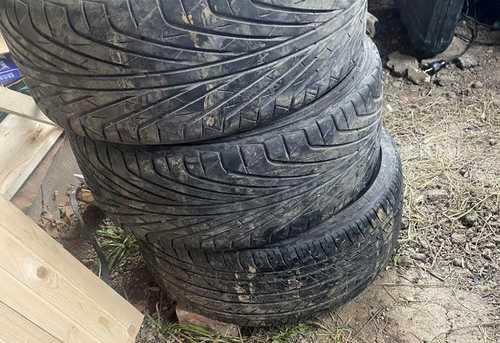 Triangle TR968 215/35 R18