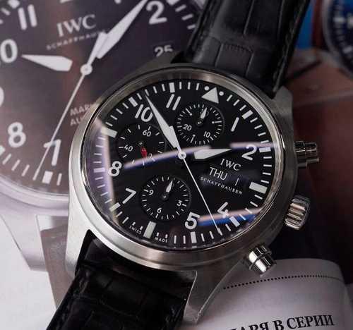 Часы мужские IWC Pilot Chronograph IW371701