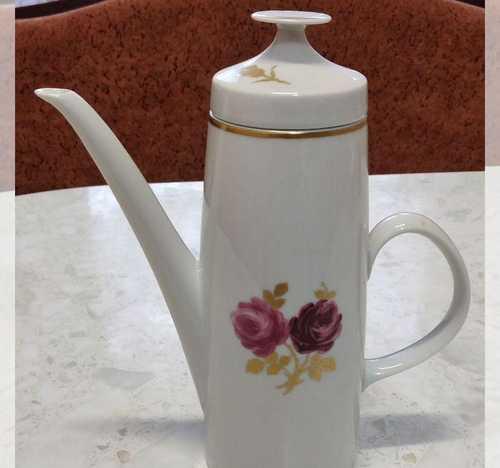 Чайник заварочный фарфоровый