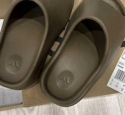 Тапки adidas yeezy slide