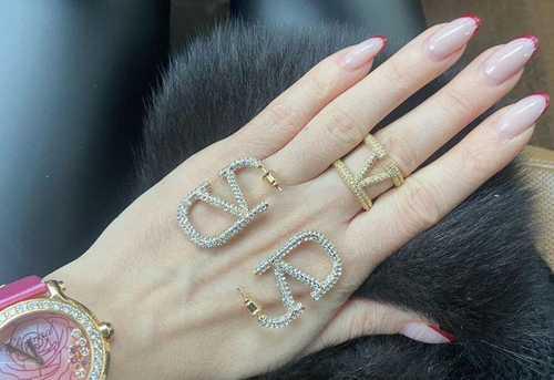 Valentino кольцо и серьги в золоте