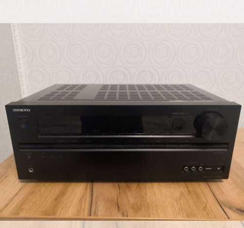 Av ресивер onkyo tx nr525