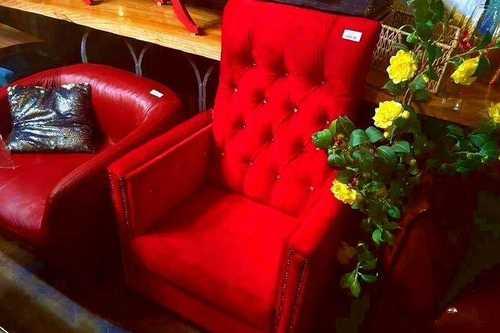 Кресло-трон красное