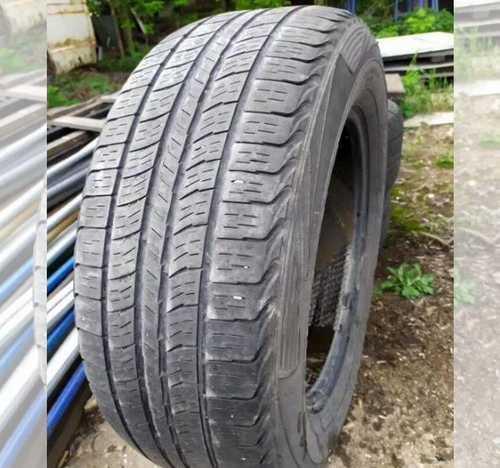 Kumho Road Venture APT KL51 215/65 R16