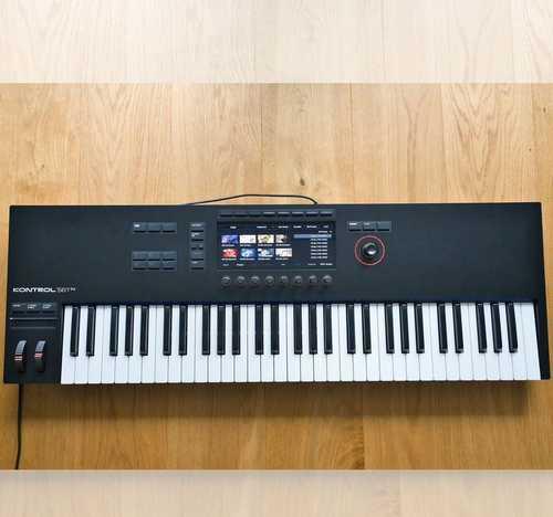 Native Instruments Komplete Kontrol S49 MK3