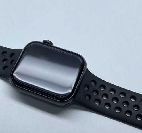 Часы apple watch se 44 mm nike