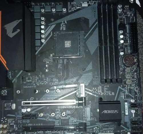 Материнская плата gigabyte b550m aorus elite