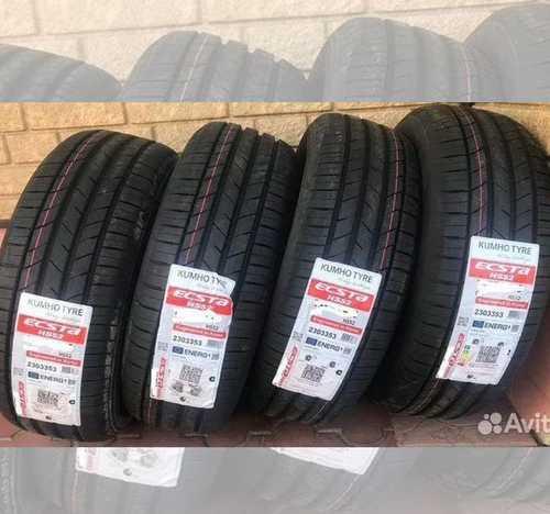 Kumho Ecsta HS52 195/55 R16