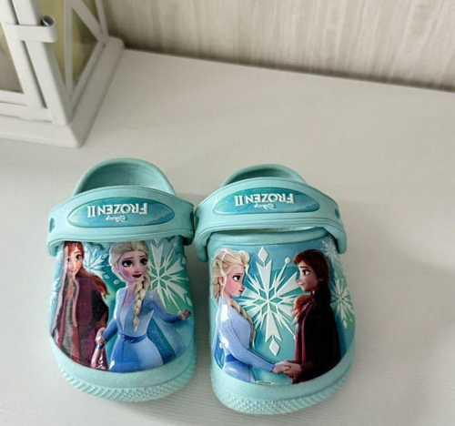 Crocs