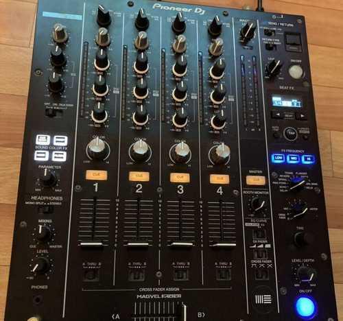 Pioneer DJM-750 MK2