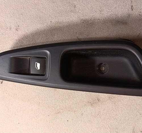 Кнопка стеклоподъемника Peugeot 408 2012