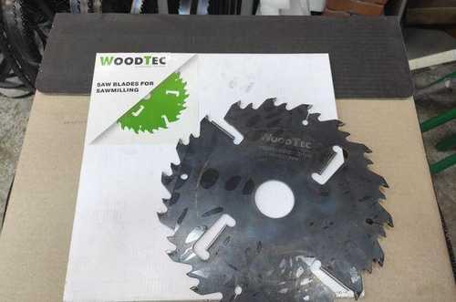 Пила дисковая 300х50х3,5/2,2 Z18+18+4 WoodTec