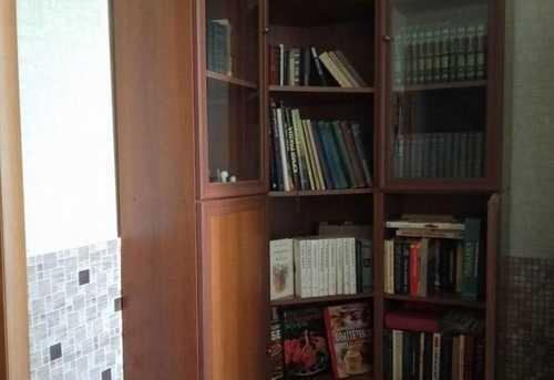 Книжный шкаф, стеллаж