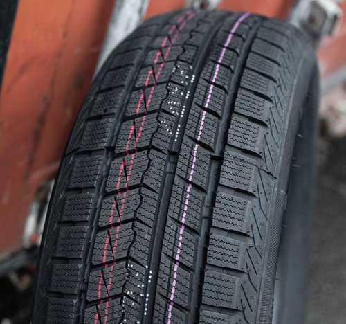 Zmax Icepioneer 868 185/60 R14 82T