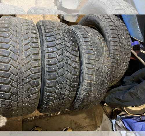 Kumho I'Zen Wis KW19 205/60 R16 96T