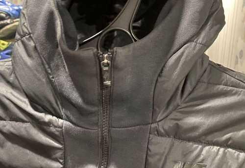 Куртка Nike оригинал женская