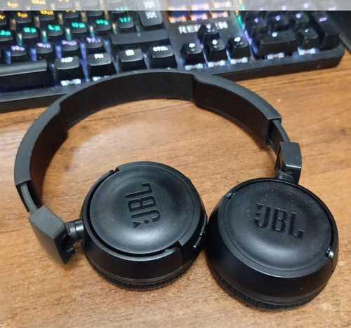 Наушники jbl t450bt