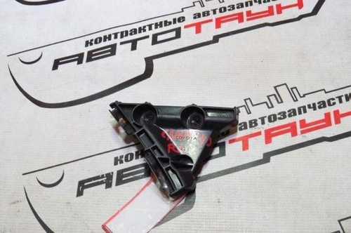 Кронштейн бампера toyota daihatsu altis camry ACV4