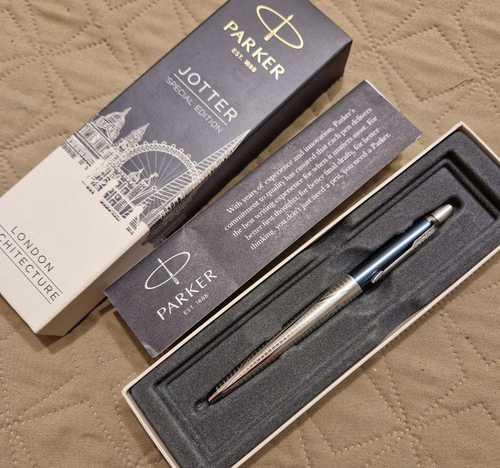 Шариковая ручка Parker London Jotter