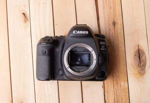 Зеркальный фотоаппарат canon 5D mark 4