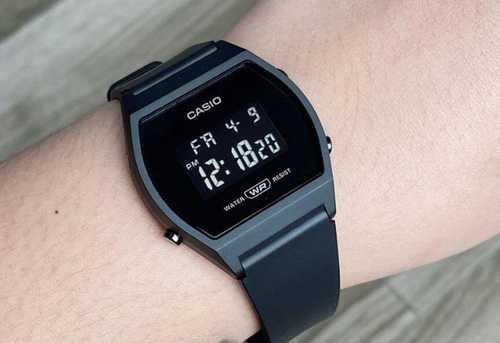 LW-204-1B casio Collection Часы