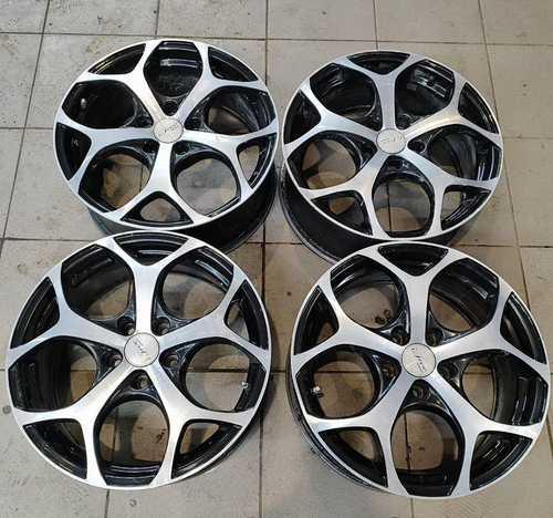 Продам литые диски R17 ifree