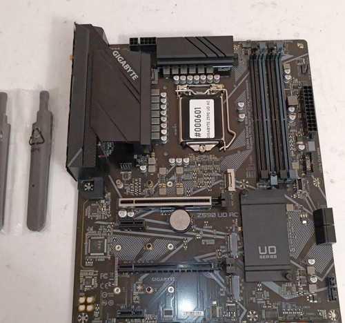 Gigabyte Z590 UD AC LGA1200 10-11 intel WI-FI