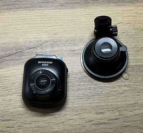 Видеорегистартор Roadgid Mini Full HD
