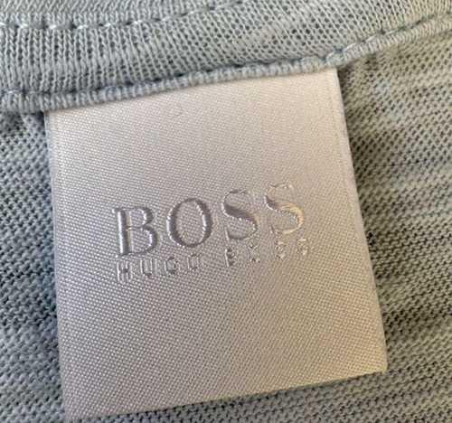 Hugo boss футболка S оригинал