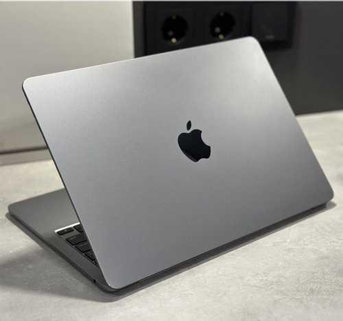 MacBook Air M2 13" 2022г