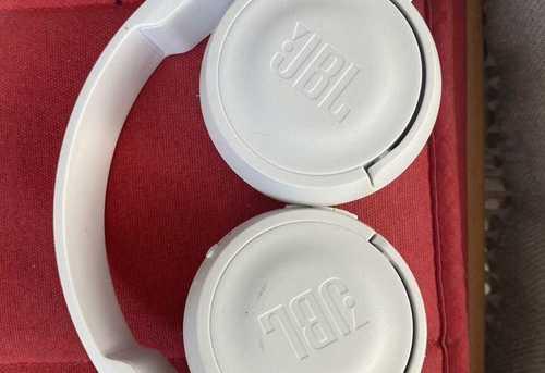 Беспроводные наушники jbl