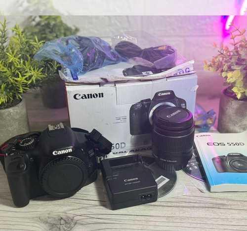 Фотоаппарат canon 550d полный комплект как новый