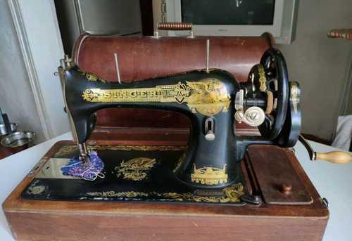 Антикварная ручная швейная машина Singer