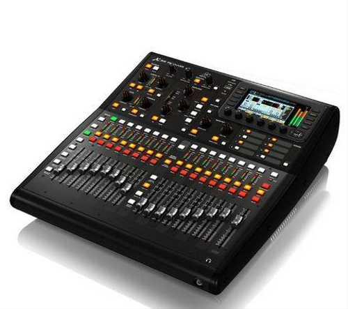 Цифровой микшерный пульт Behringer X32 producer