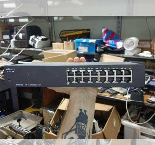 Коммутатор cisco Switch 16port SF100-16 v2