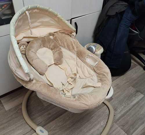 Детские электронные качели Graco