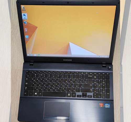 15.6" Samsung NP470R5E, Core i5, RAM 8ГБ, 250 ГБ, Radeon HD 8750M 2 ГБ