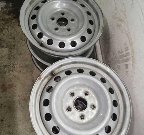 Штампы r 15 5/114,3
