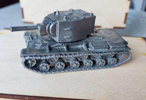 Танк Кв-2 модель World of tanks в масштабе 1/72