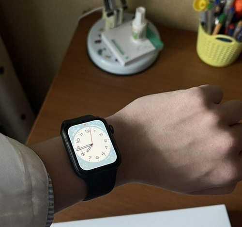 Apple Watch SE 44mm