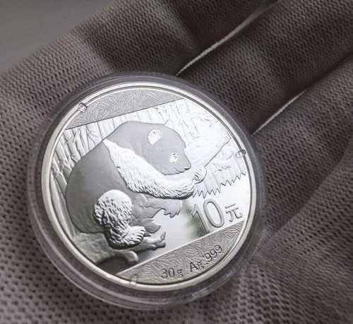 Панда Китай 10 юаней серебро