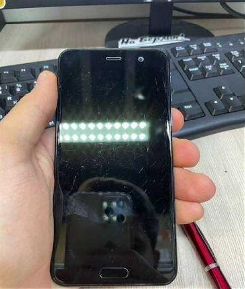 Телефон HTC U Play 32Gb на запчасти