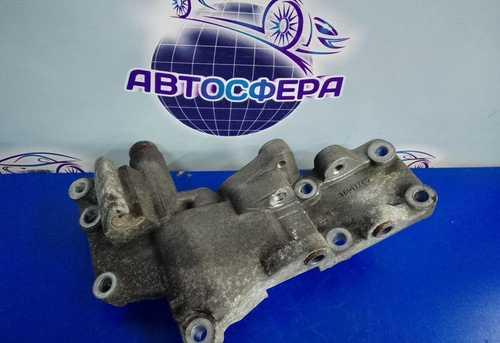 Кронштейн генератора Mitsubishi 4B11 2.0