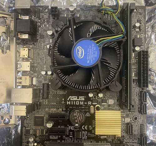 Asus h110m-r lga1151 + i3 7100 + 4gb ram