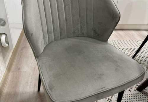 Красивый и удобный стул-кресло
