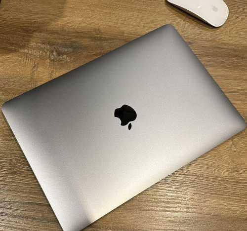 Apple Macbook air 2020