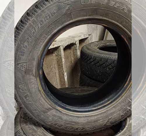 Nokian Tyres Hakkapeliitta 8 SUV 215/70 R16